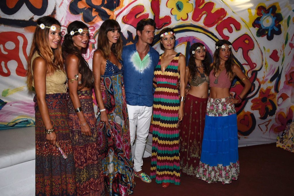 La Flower Power de Pacha Ibiza reúne a un gran número de rostros conocidos