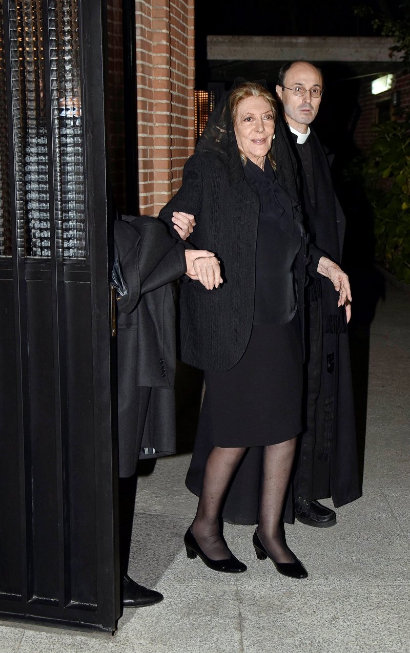 Pitita Ridruejo da el último adiós a su marido