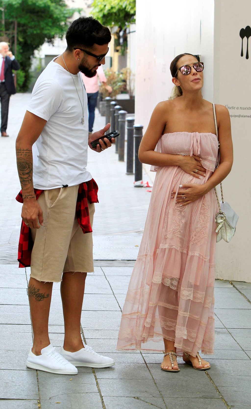 Tamara Gorro y Ezequiel Garay celebran su segundo mes de 'embarazo'