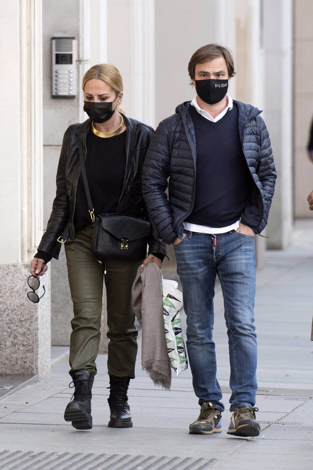 Marta Sánchez y Federico León, más unidos que nunca, pasean su amor por ...