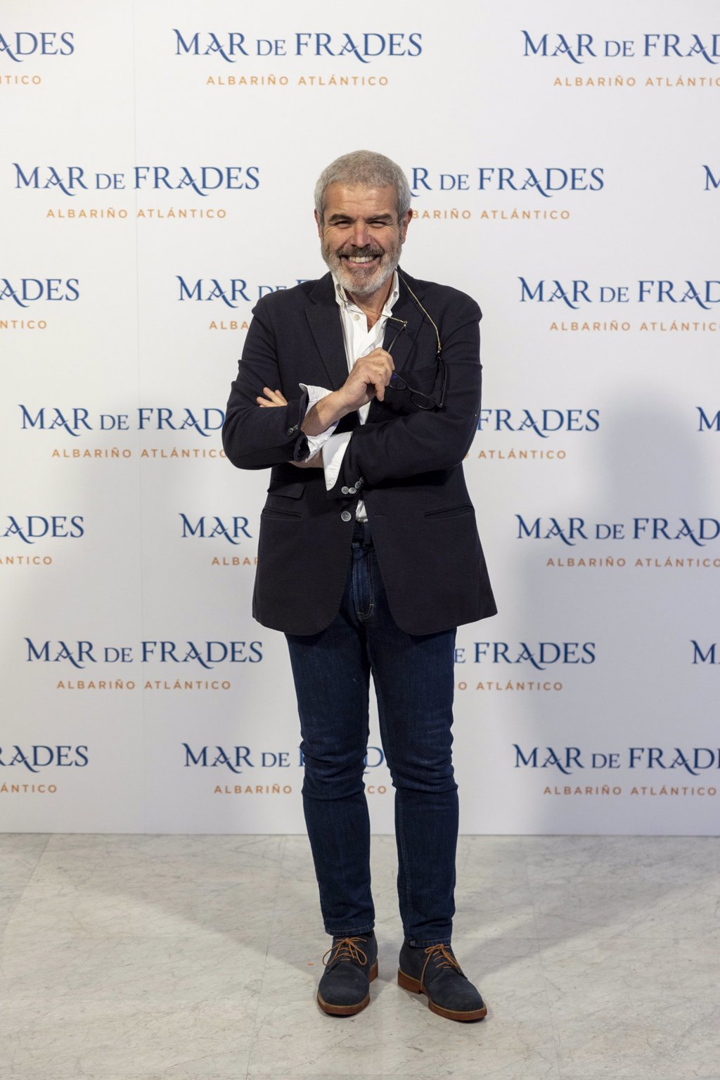 Celebrities, elegancia y un homenaje único a la moda en la presentación ...