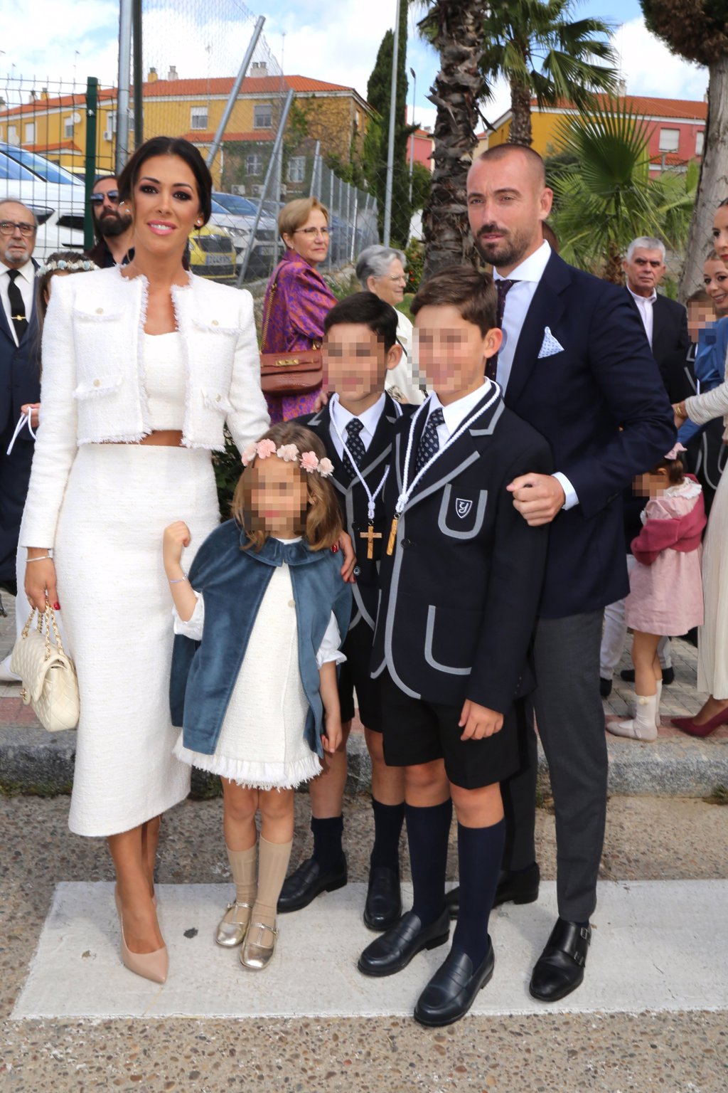 Miriam Ramos celebra la comunión de sus dos hijos sin la presencia de ...