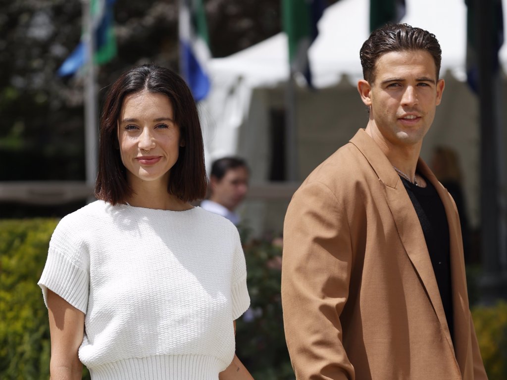 María Pedraza y Jason Fernández: planazo en Madrid derrochando estilo y ...