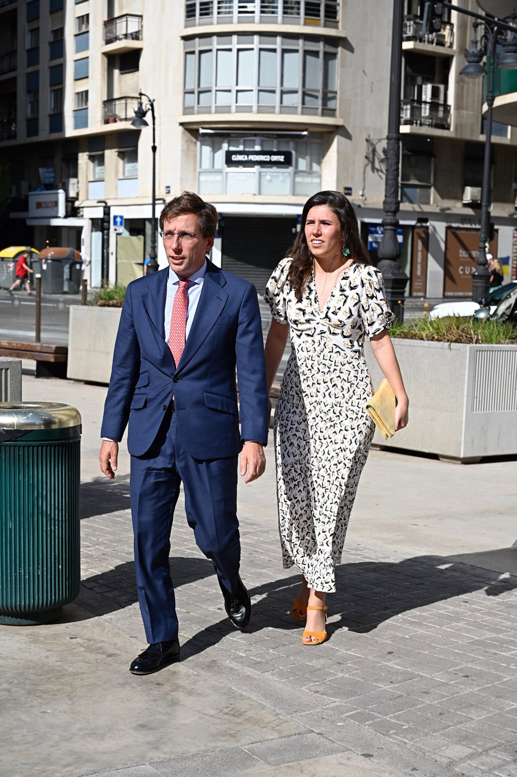 Natalia Santos Yanes y Esteban Rivas Traba celebran su boda con unos ...