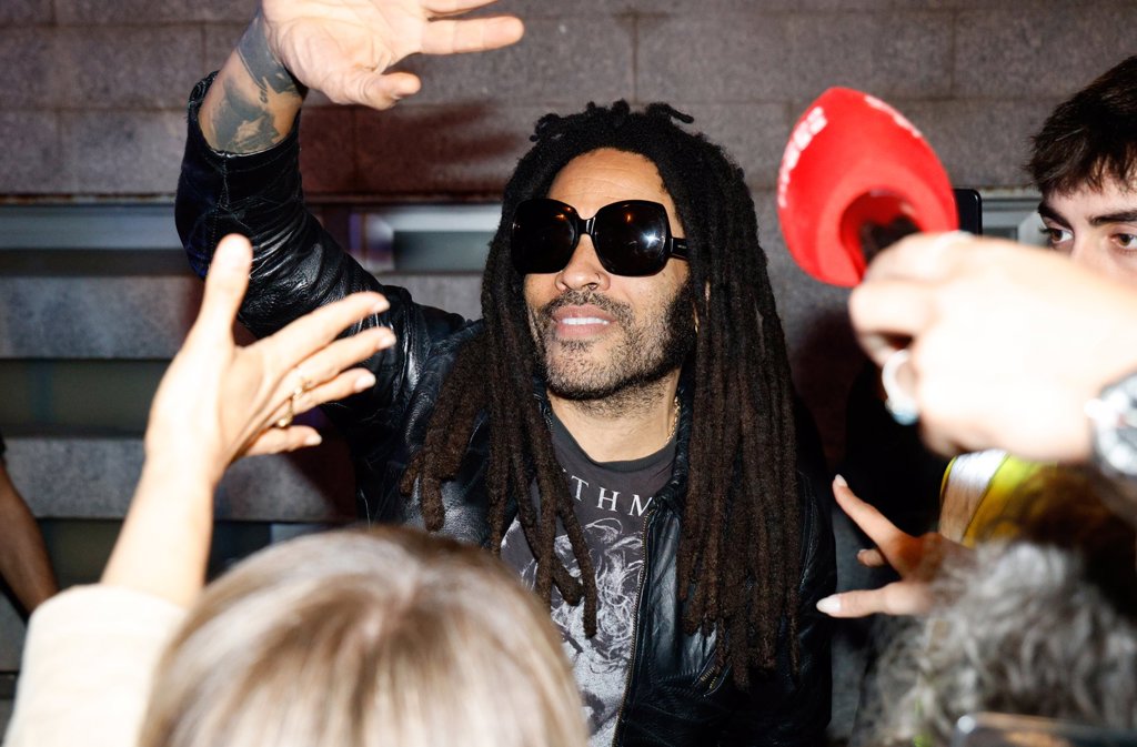 Lenny Kravitz sorprende a sus fans españoles tras su multitudinario ...