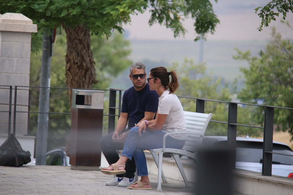 Rostros de dolor, y luto riguroso, en el último adiós de la familia ...