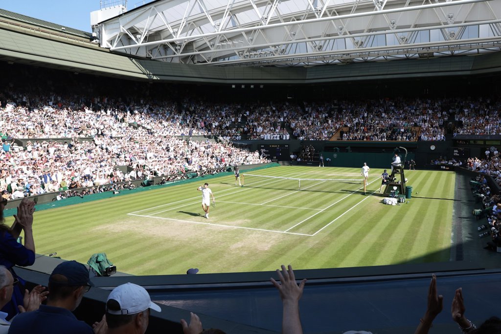 Felipe VI protagoniza un cálido encuentro con el príncipe Guillermo y ...