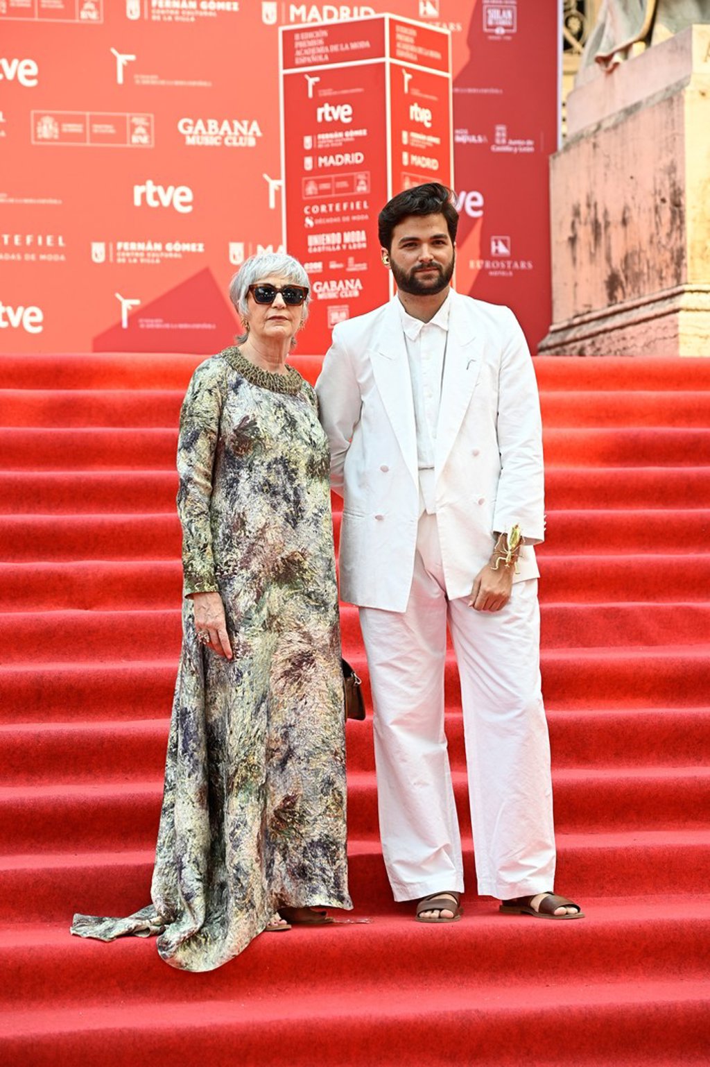 Glamour, exceso y elegancia. Los mejores looks en la gran noche de la ...