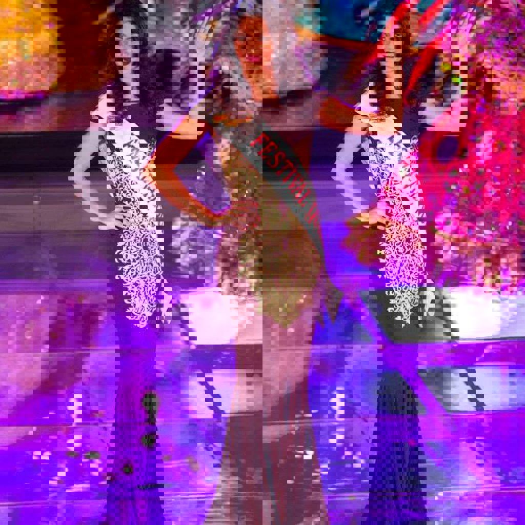 Jamie Herrell, con 20 años, elegida Miss Tierra 2014 entre más de 80 ...