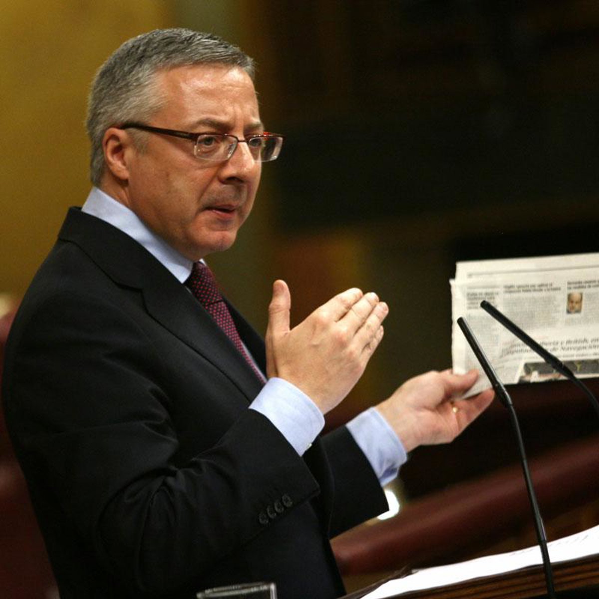 Blanco exige al PP que "se remangue" y escuche el clamor ciudadano