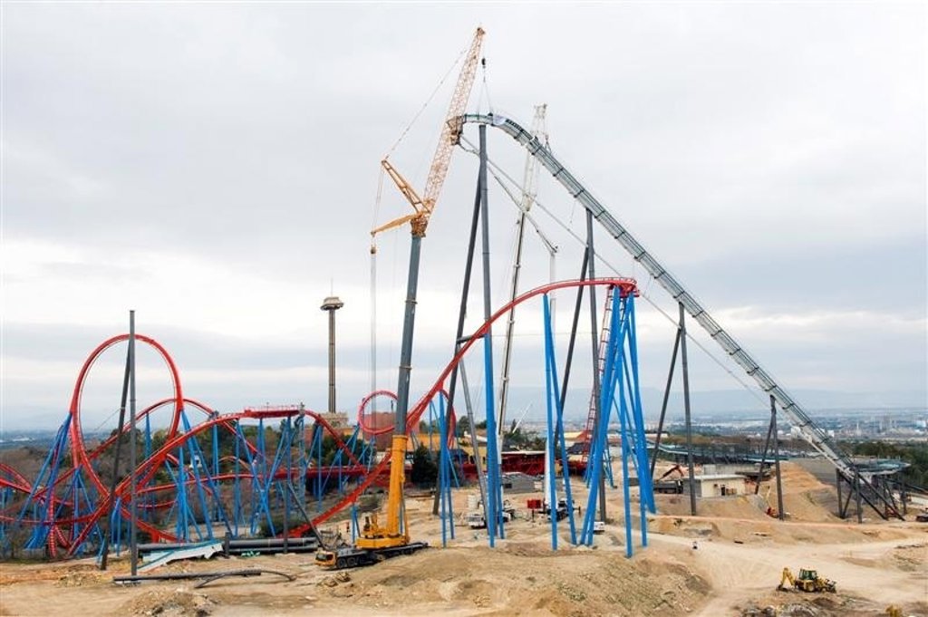 La nueva montaña rusa de Port Aventura alcanza los 76 metros, su punto ...