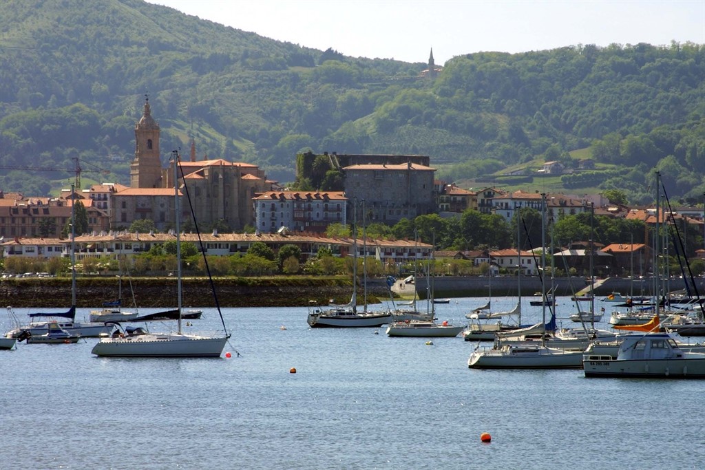 Fuenterrabía, luz y color