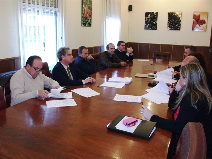 Patronal Y Sindicatos Firman El Convenio Del Campo Que Por Primera Vez