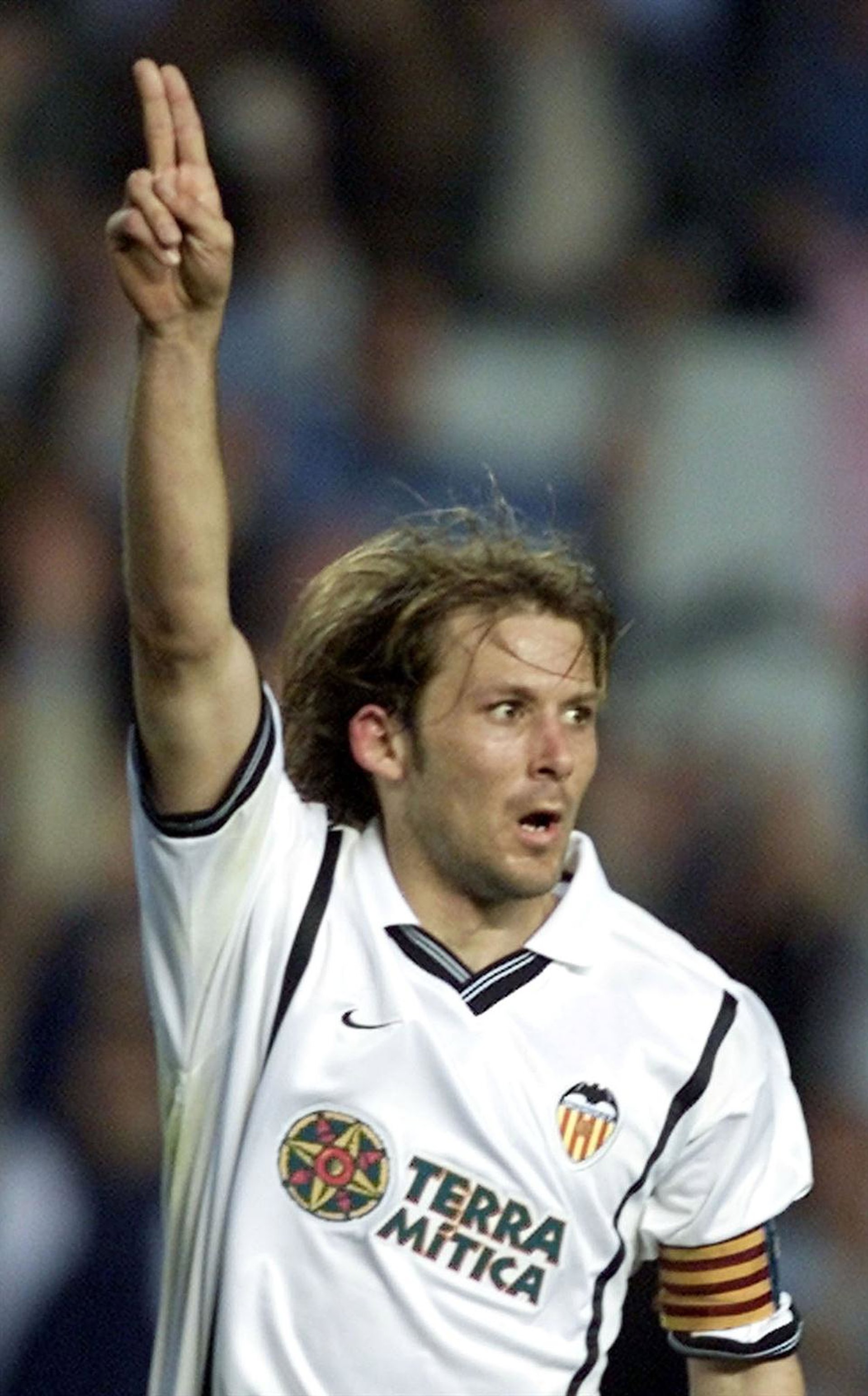 Fútbol.- Mendieta: "Si Mourinho deja el Madrid, Benítez sería válido"