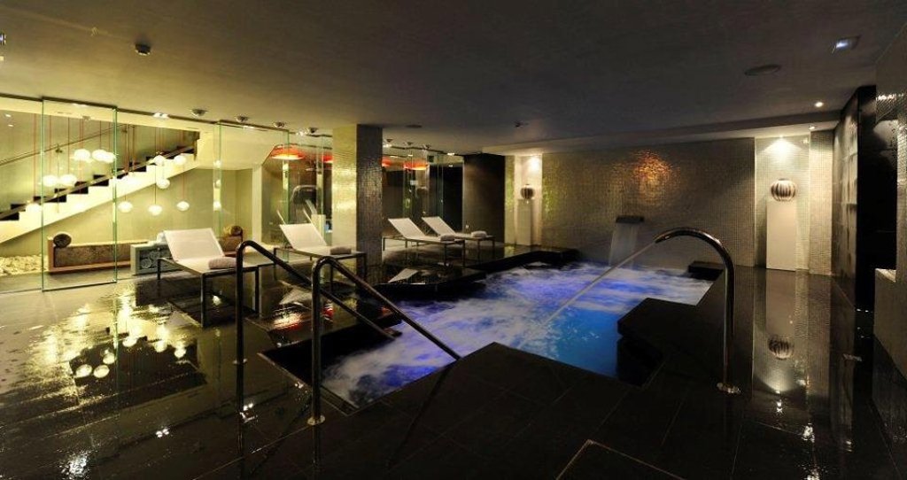 Disfruta del lujo de una noche de Spa en Barcelona