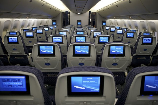 United Airlines equipa 200 aviones con televisión en directo