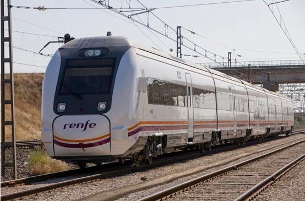 Renfe programa un Intercity especial desde Barcelona para asistir a la ...