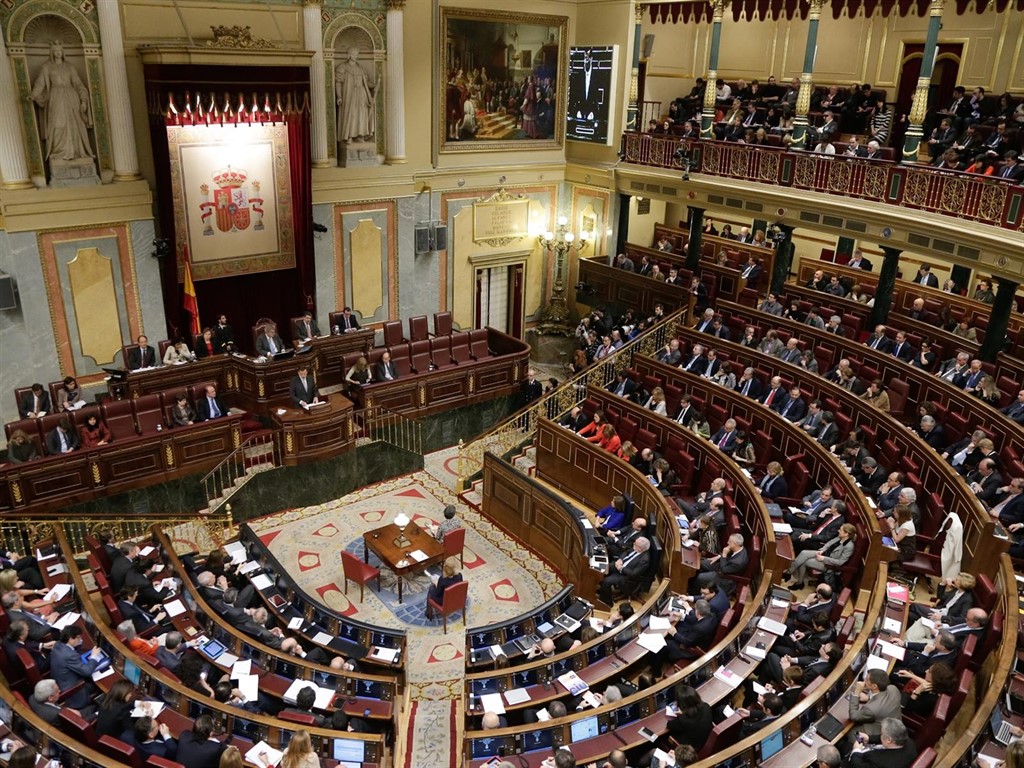 Los invitados del Parlament llenan las tribunas del Congreso y dos ...