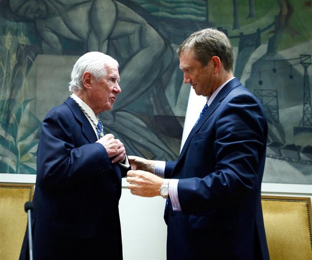 Economía/Empresas.- Enrique de Sendagorta, fundador de Sener, miembro ...