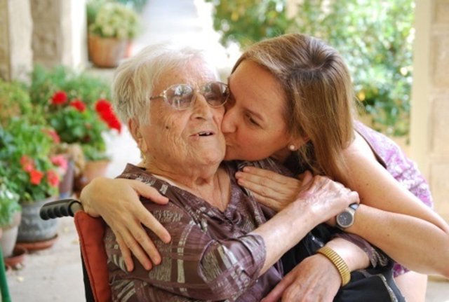 Más de un millón y medio de ancianos viven solos en España