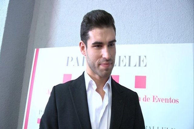 Rubén López está asimilando eso de ser "el más guapo del universo"