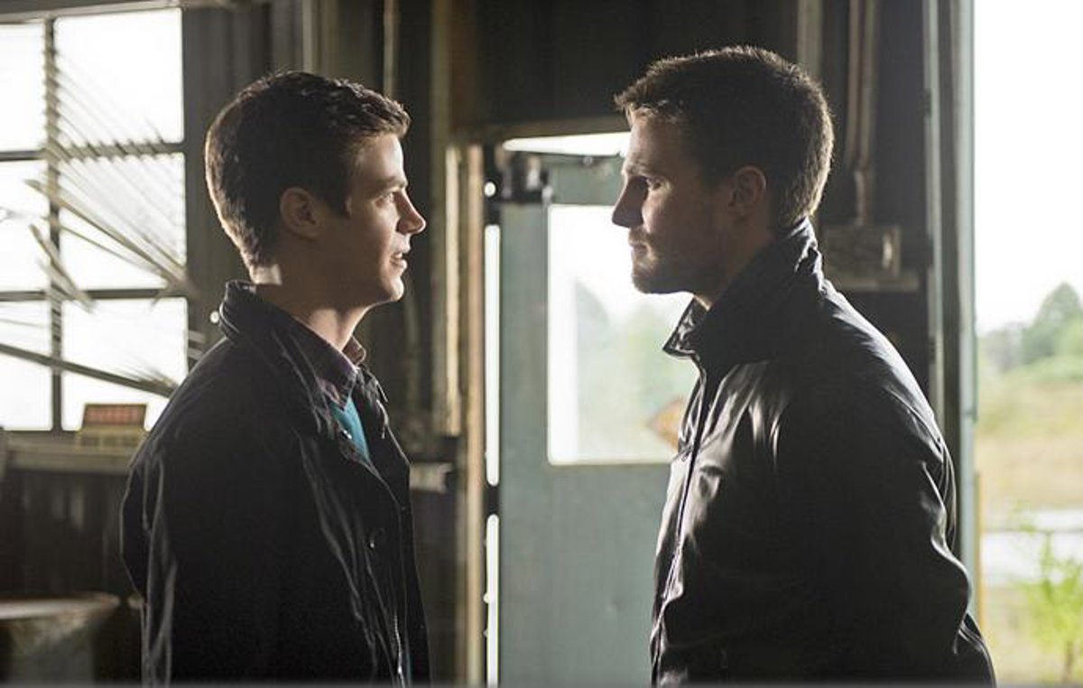 Flash vs. Arrow: Tráiler y primeras imágenes del crossover