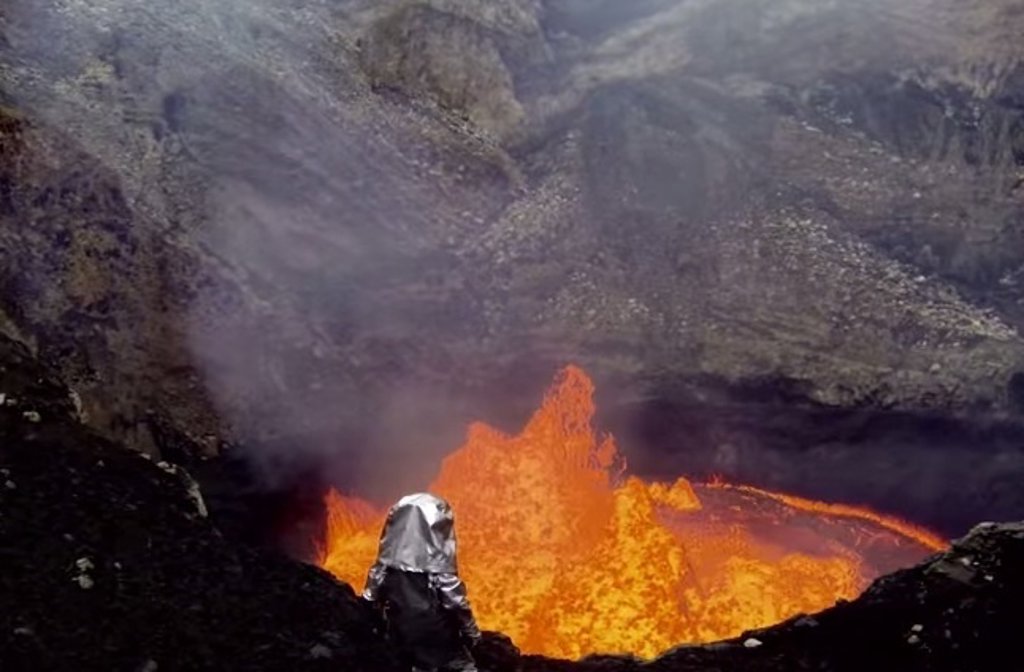 Drones sacrificados para capturar este espectacular vídeo del Volcán ...
