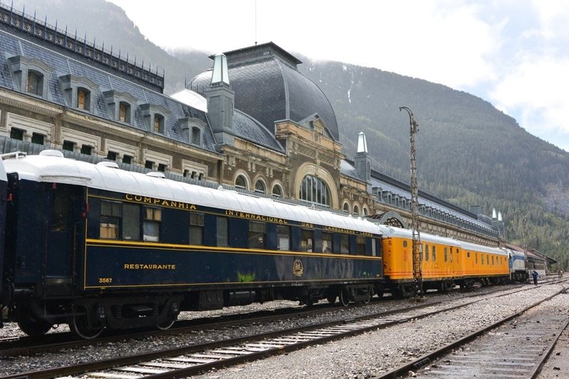 El Tren Azul realizará el trayecto Zaragoza-Canfranc