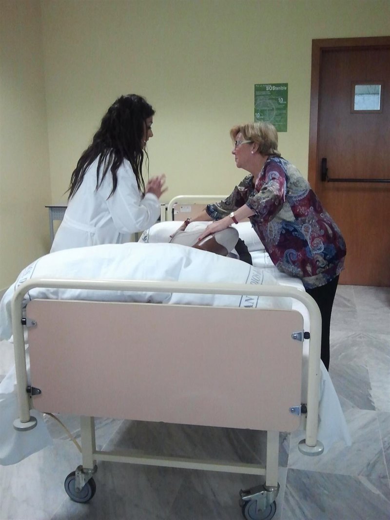 Ofrecen en Youtube un vídeo sobre cuidados a pacientes encamados