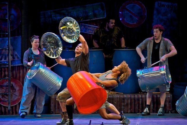 'STOMP' lleva música, teatro, danza y comedia visual al renovado Teatro ...