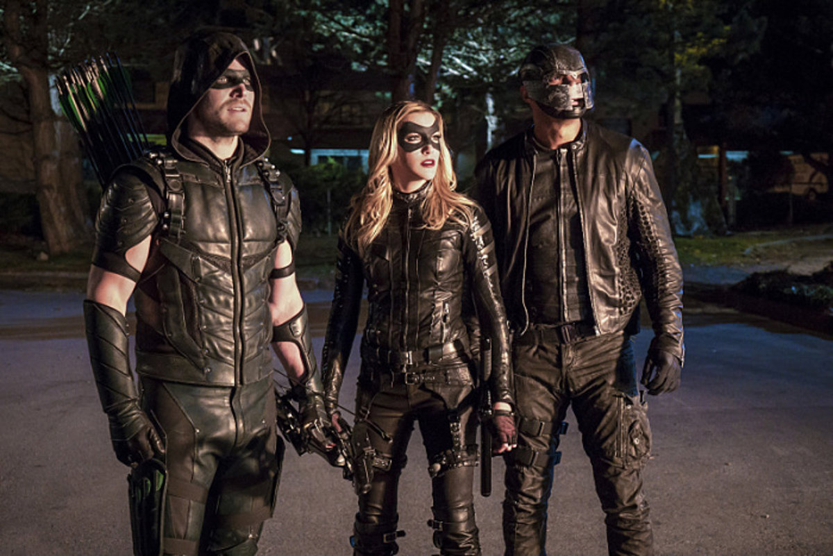 Arrow: Nuevas imágenes del retorno de Arsenal