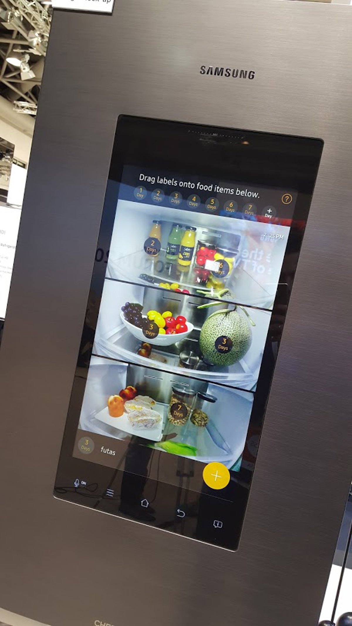 ¿Para qué sirve un frigorífico conectado con una pantalla de 21,5 pulgadas?