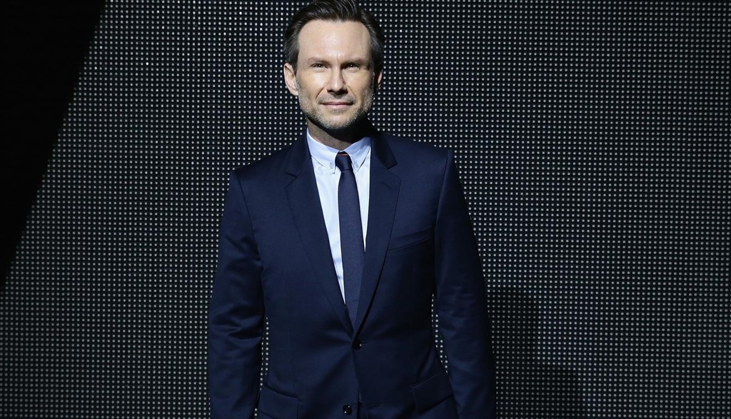 Christian Slater, demandado por su propio padre