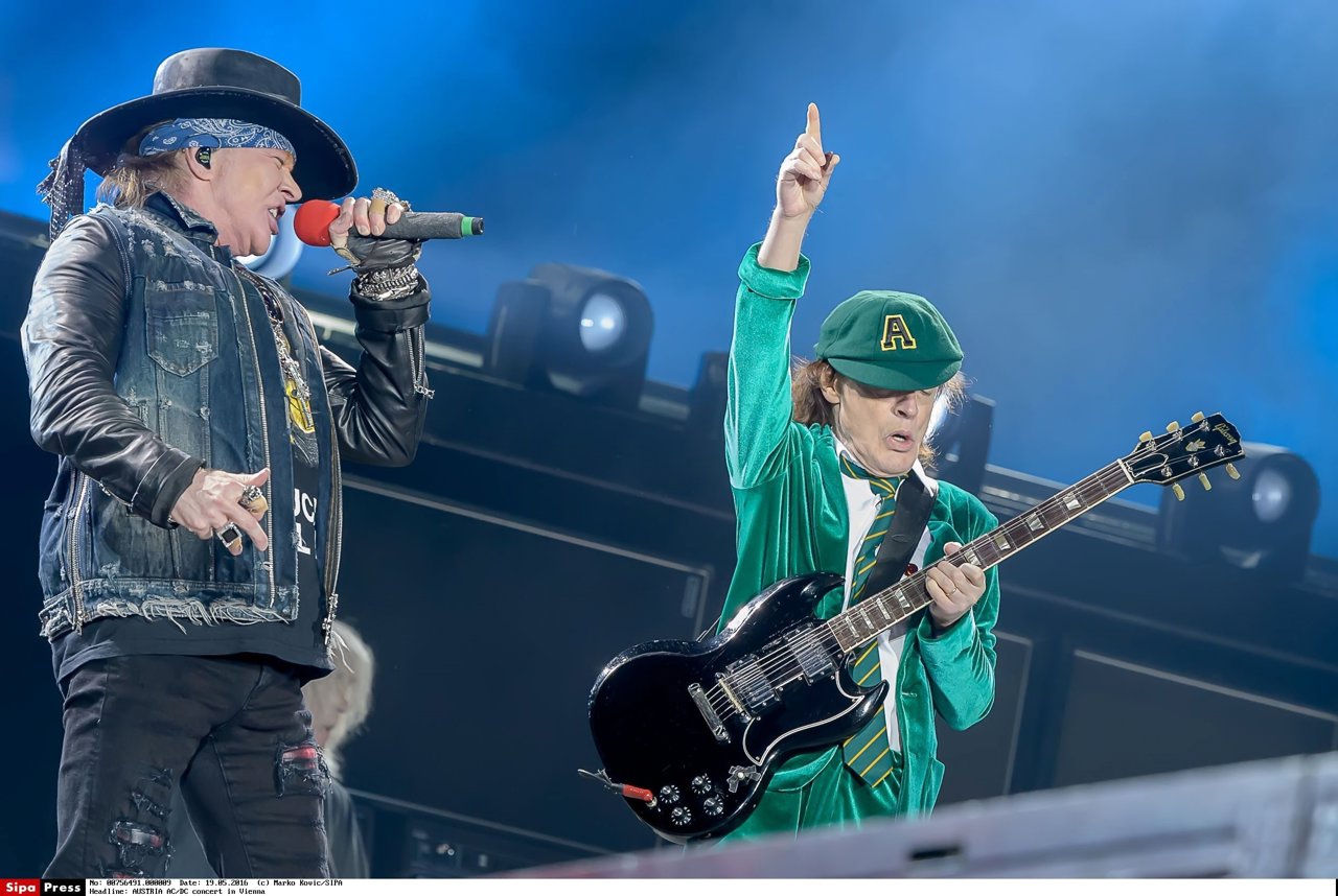 AC/DC interpretan Touch too much en concierto por primera vez desde 1979