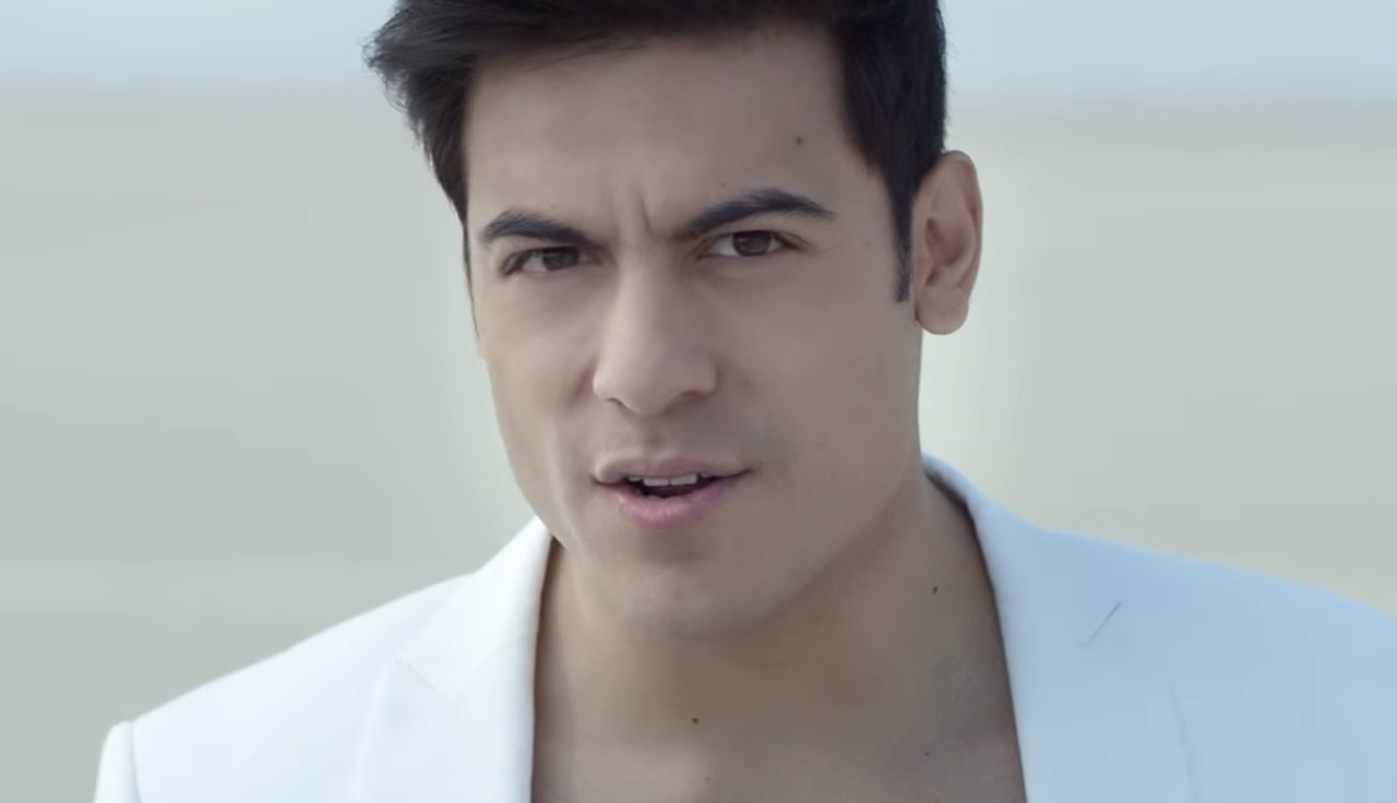 Carlos Rivera presenta nuevo videoclip: Otras vidas Carlos Rivera presenta nuevo videoclip: Otras vidas