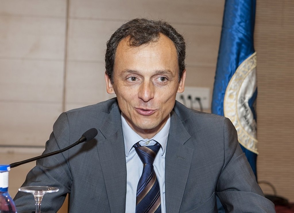 Pedro Duque sigue "ilusionado" con volver al espacio pero no cree ...