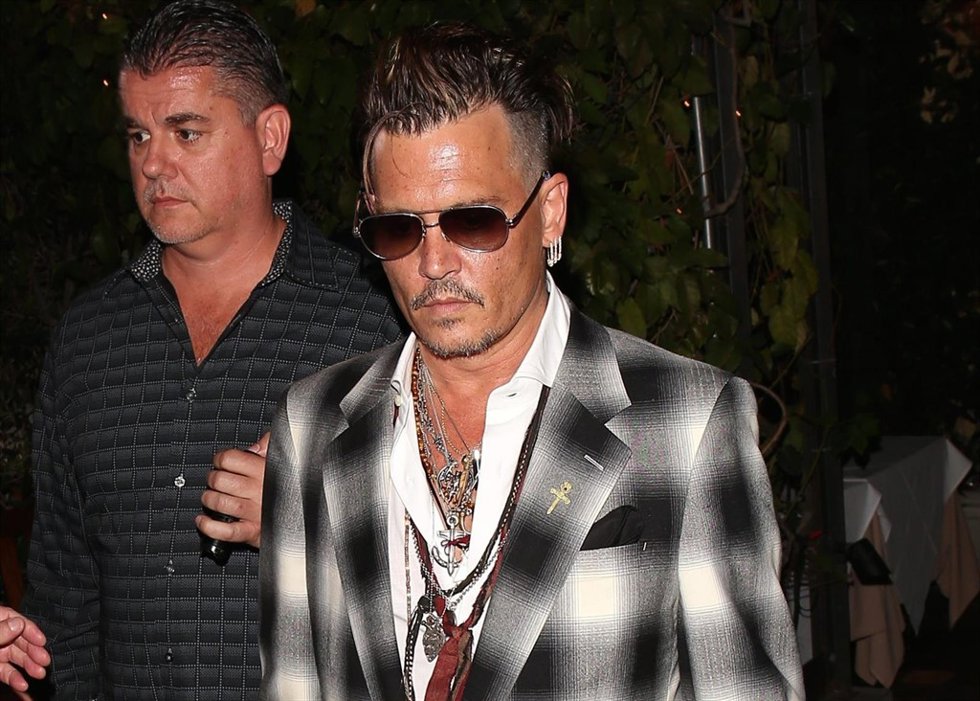 Johnny Depp reúne a la familia para rendir homenaje a su madre