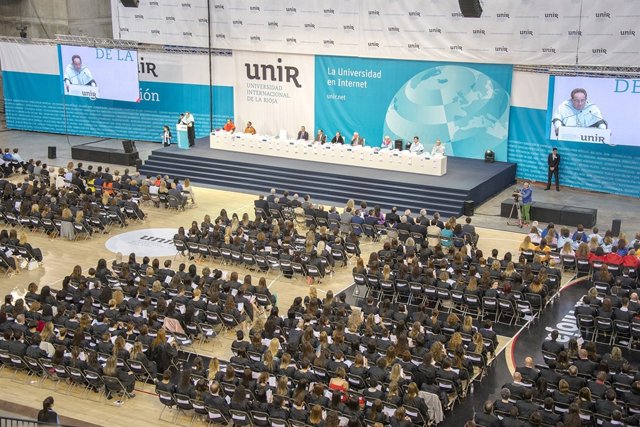 UNIR, primera universidad online española reconocida en Ecuador