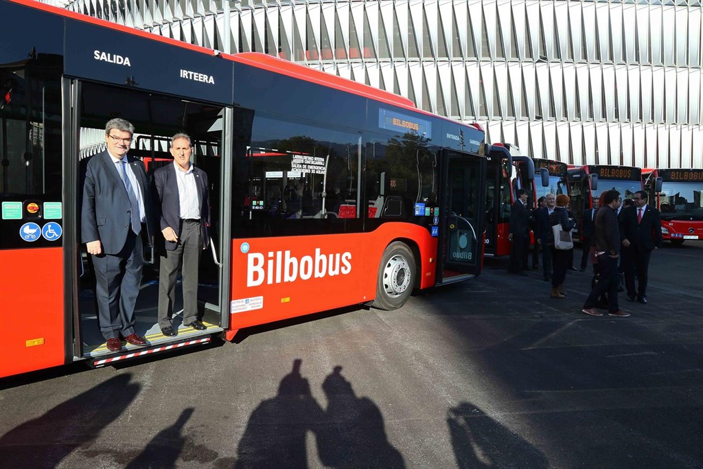 Bilbao incorpora a su flota de Bilbobus seis nuevos autobuses con ...