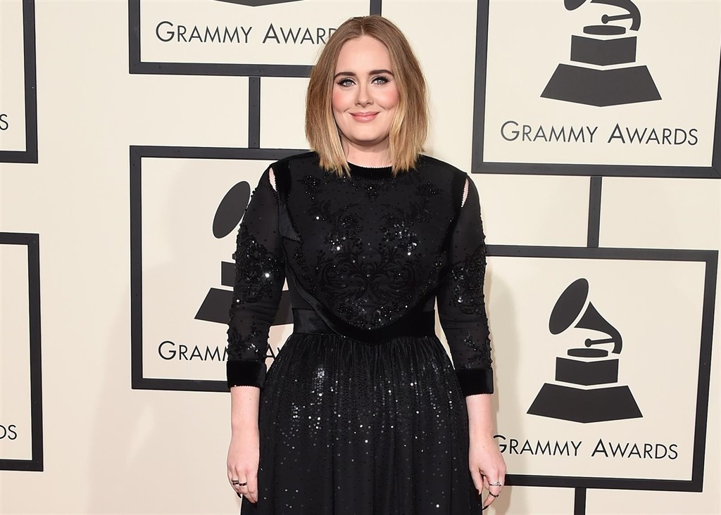 Adele actuará en la 59ª edición de los Premios Grammy...