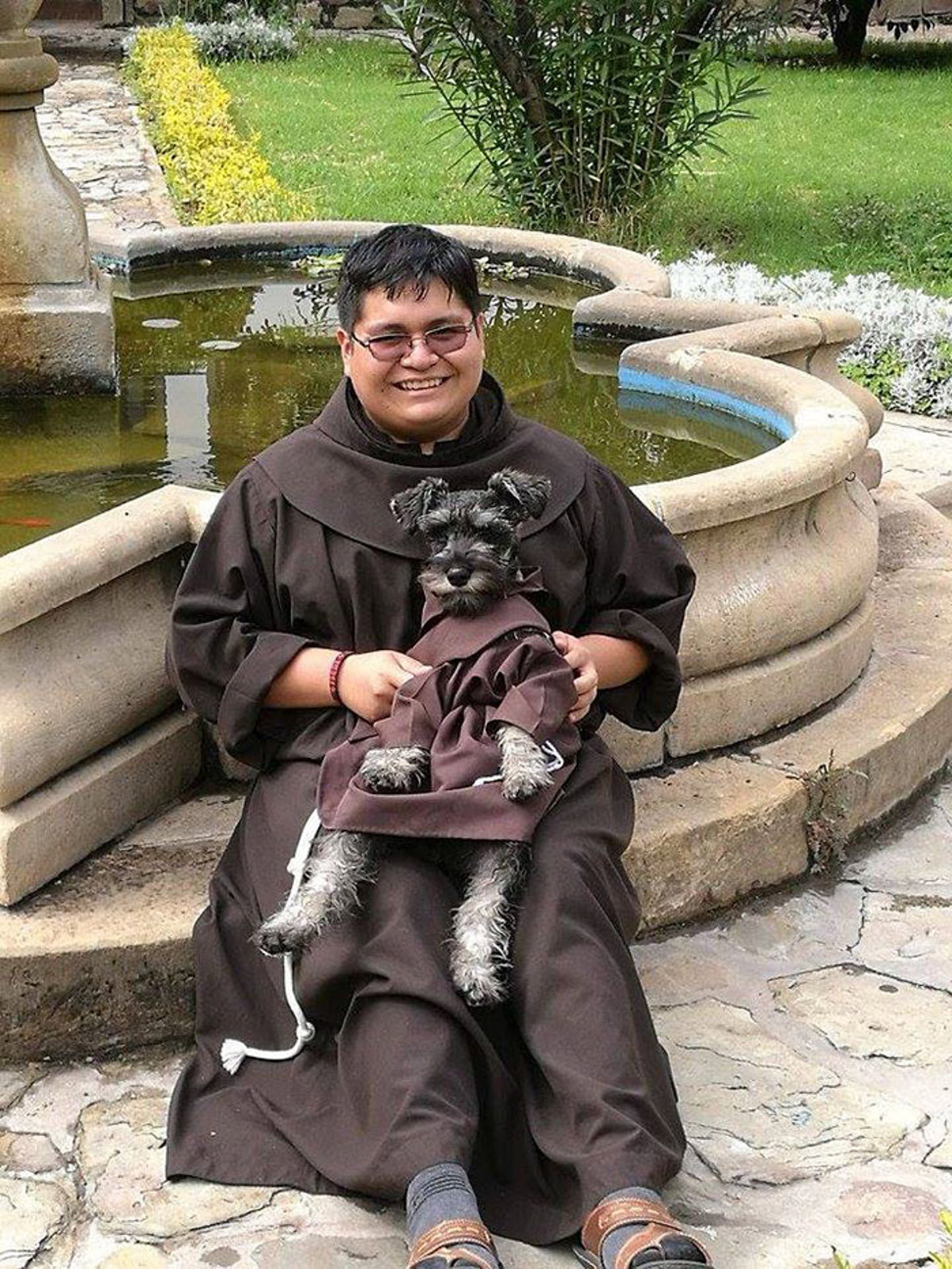 La historia de Fray Bigotón, el perro callejero que se convirtió en ...