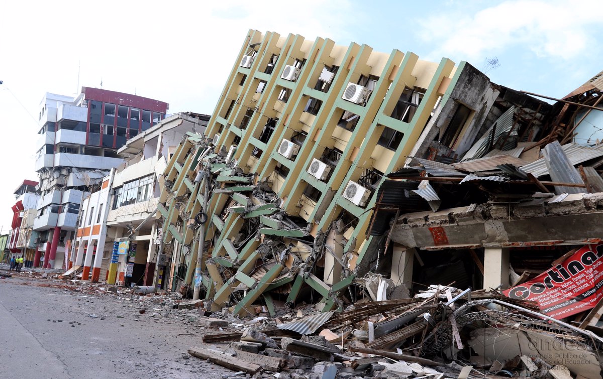 Un Año Del Peor Terremoto De Ecuador Una Catástrofe Que Dejó Más De