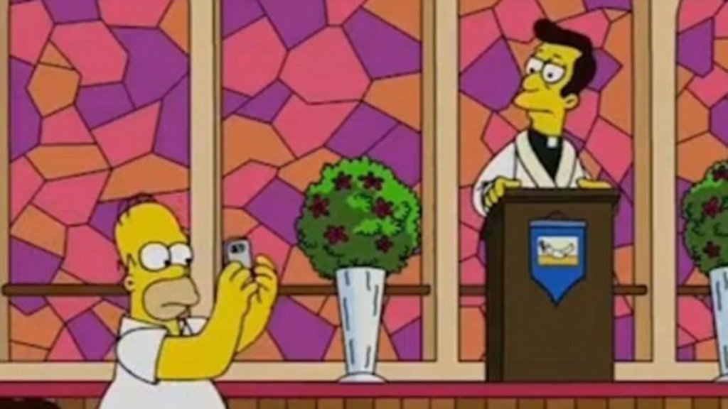 Rusia censura el capítulo de Los Simpson en el que Homer juega a ...