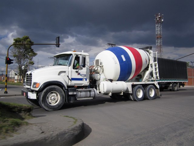 Cemex gana un 138 por ciento más en el primer semestre