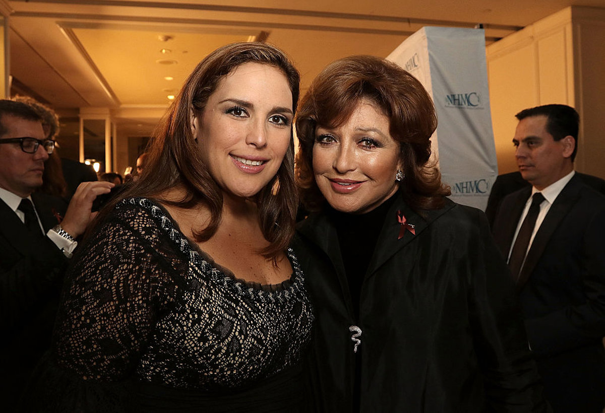 La eterna 'novia de México', la actriz Angélica María