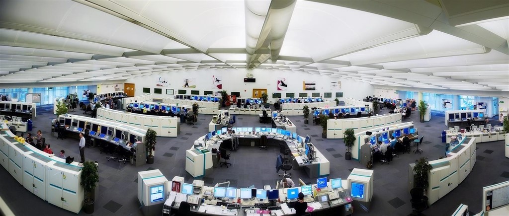 Indra moderniza los dos grandes centros de control que gestionan el ...