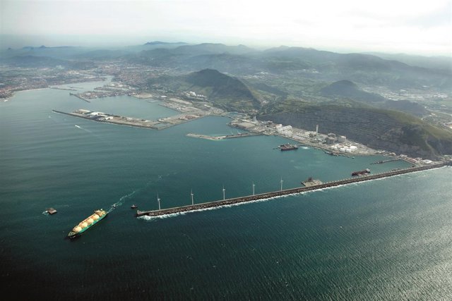El Puerto de Bilbao movió 34,2 millones de toneladas en 2017
