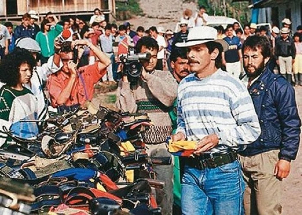 Se cumplen 28 años de la paz entre el gobierno colombiano y la ...