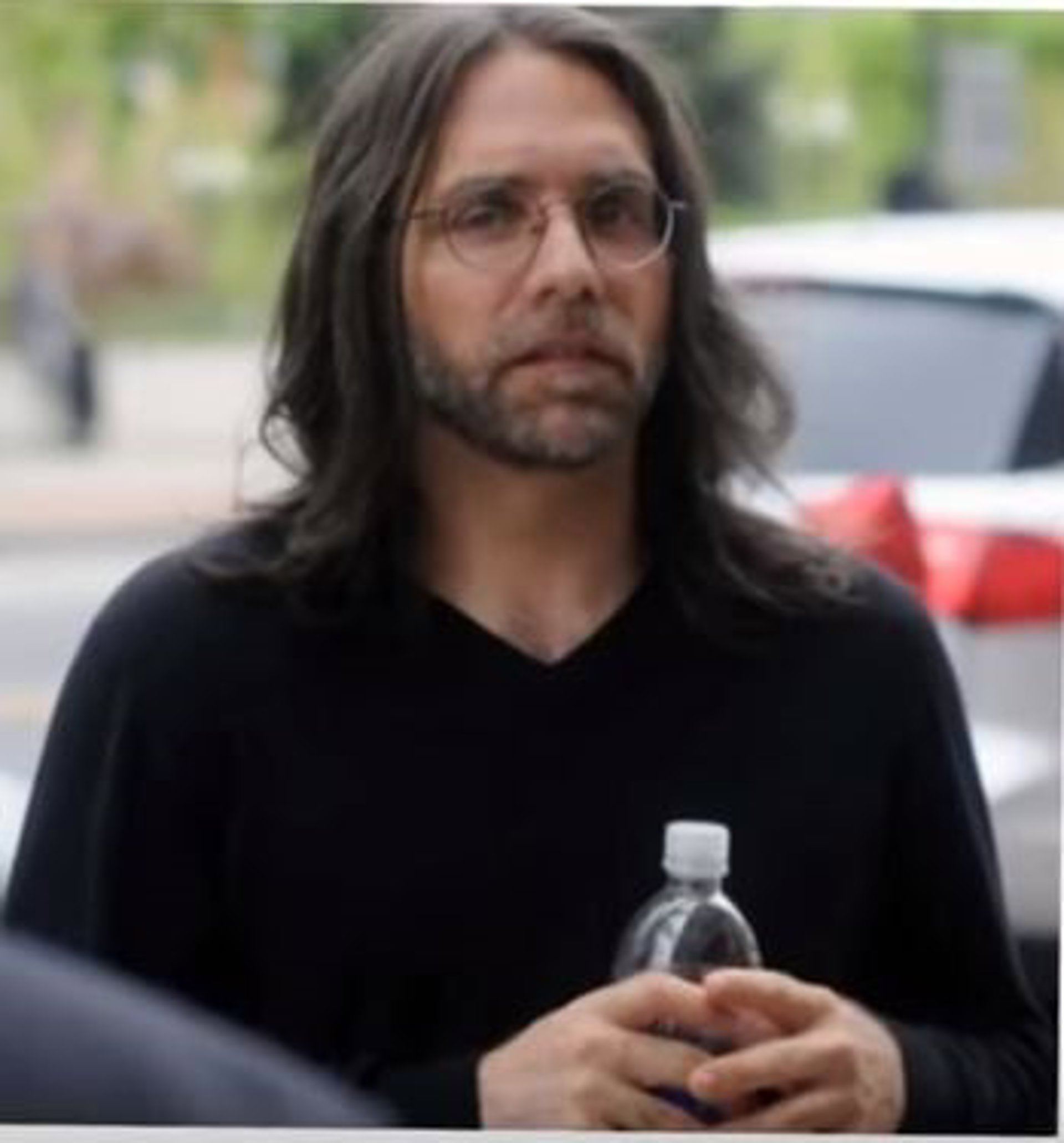 Detienen en México a Keith Raniere, líder de una secta que marcaba a ...