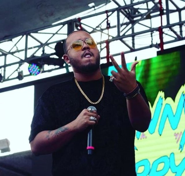 El colombiano Yera rompe esquemas y presenta un nuevo movimiento ...